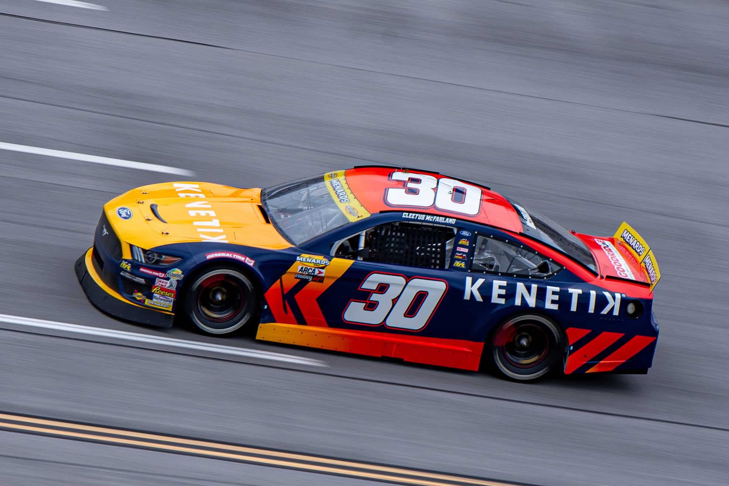 Who is Cleetus McFarland? - Life's a Blog